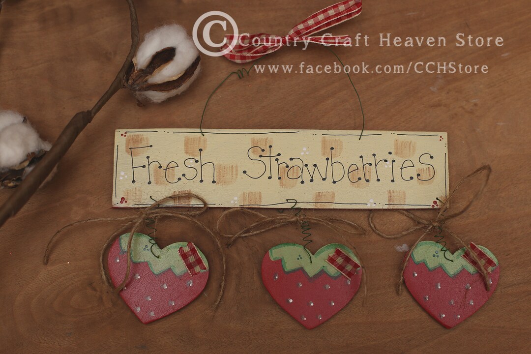 Strawberry Door Hanger / Summer Door Hanger Strawberries / Strawberry ...