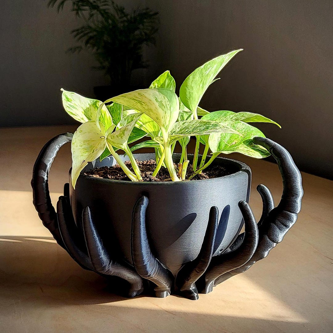 Sculptural Planter "noctaura", 9 Inch Gothic 3D Printed Pot for ...