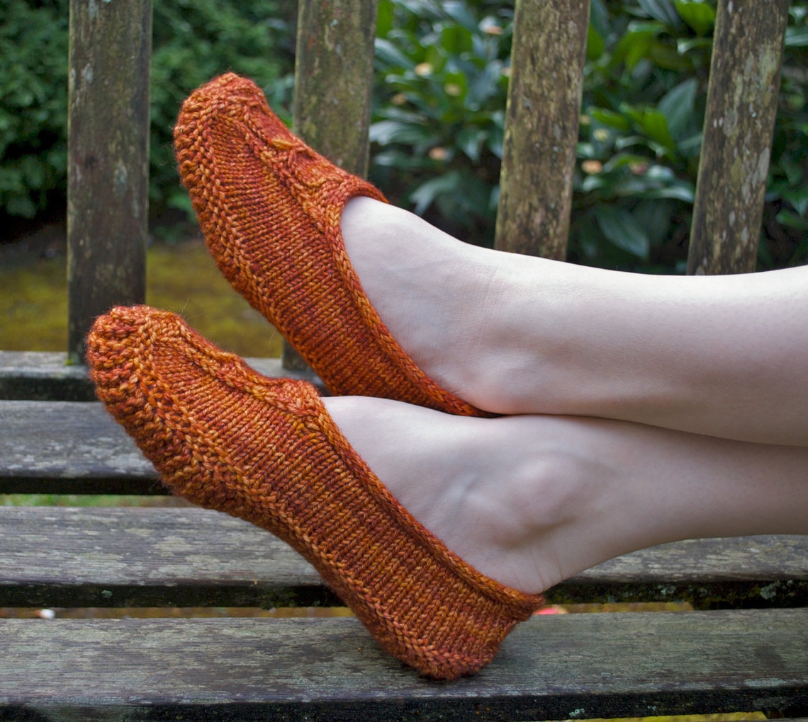 Dinar Cabled Double Sole Squishy Slippers PDF Knitting Pattern - Etsy