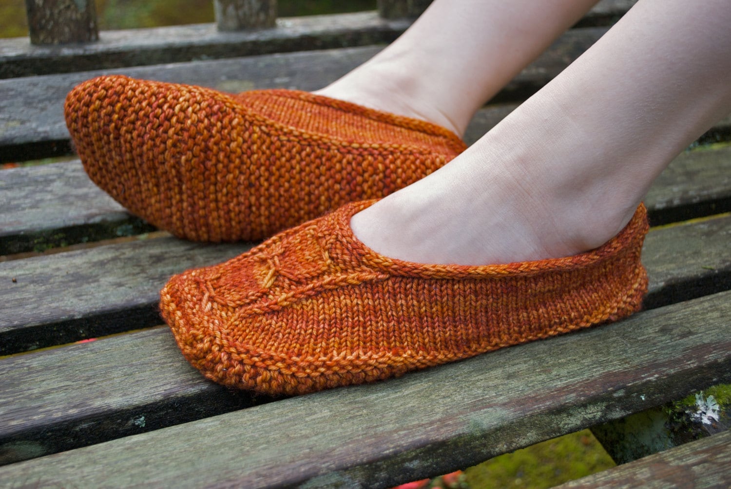 Dinar Cabled Double Sole Squishy Slippers PDF Knitting Pattern - Etsy