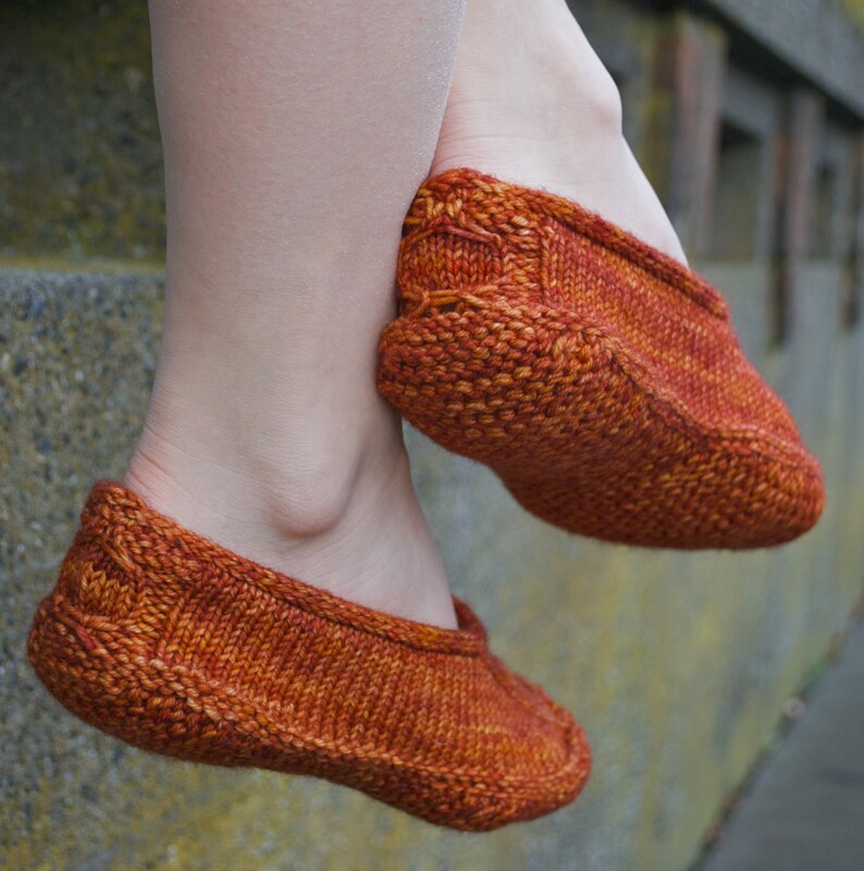 Dinar Cabled Double Sole Squishy Slippers PDF Knitting Pattern - Etsy
