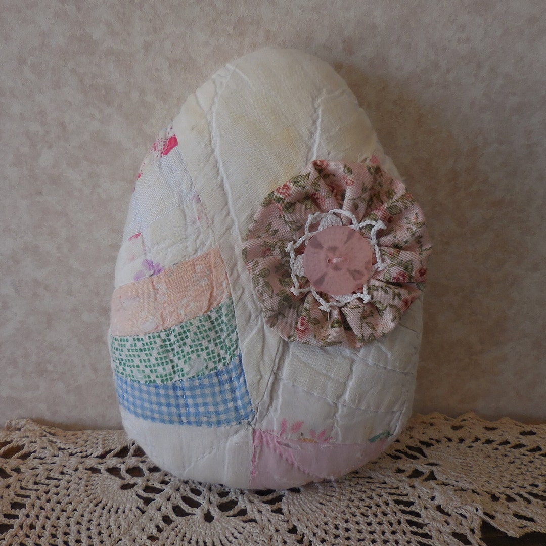 Primitive Vintage Upcycled Quilt Easter Egg Tuck Basket Filler Tier ...