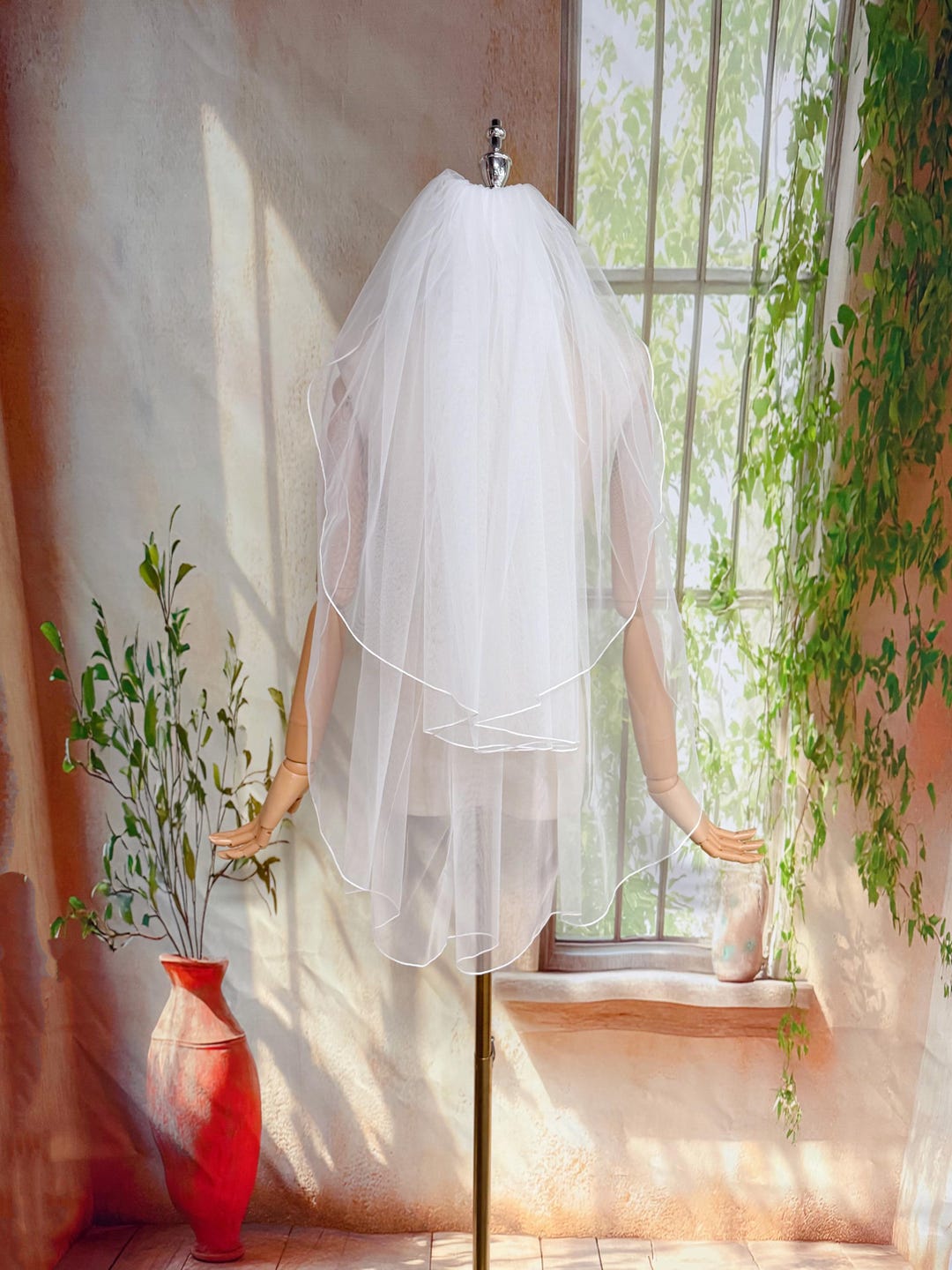 Simple Tulle Bridal Veil With Pencil Edge Fingertip Length Veil Double ...
