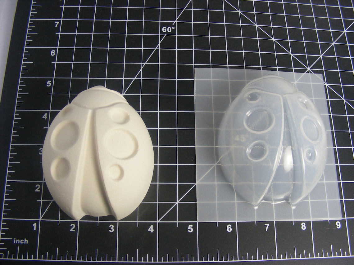 Ladybug Mold Plastic Mold for Bath Bombs Soap Mold Resin - Etsy