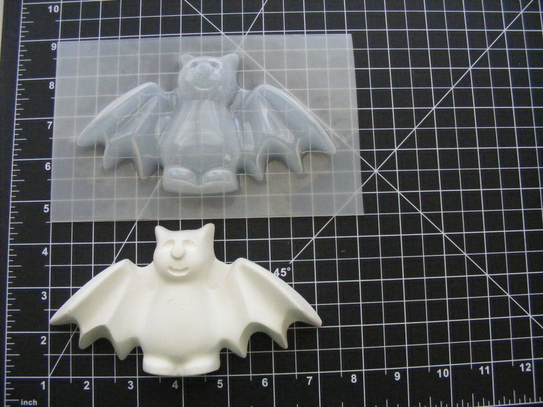 Vampire Bat Mold - 6.00" Plastic Mold | Craft Mold | Soap Mold | Resin ...