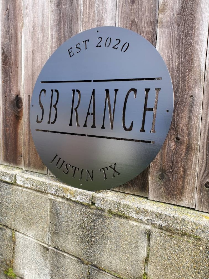 Custom Round Metal Farm Ranch Entrance Sign Personalized - Etsy