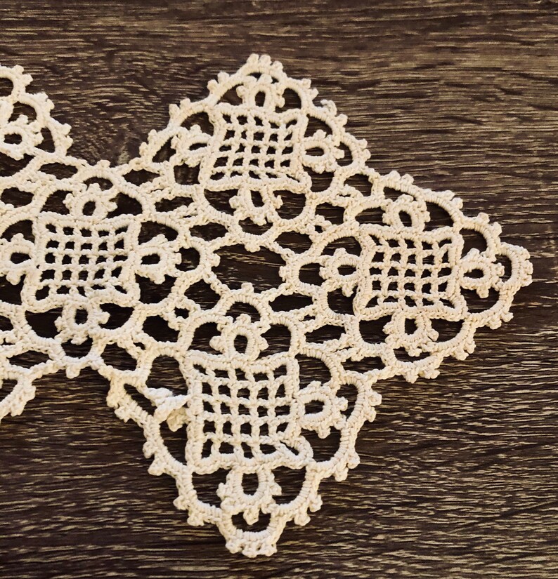 Antique Venetian Pattern Crochet Doily | Etsy
