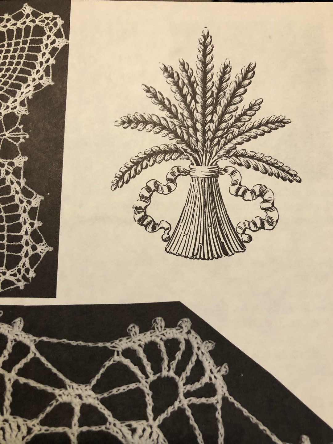Elizabeth Hiddleson Crochet Patterns Book Vintage Doilies Tablecloths ...