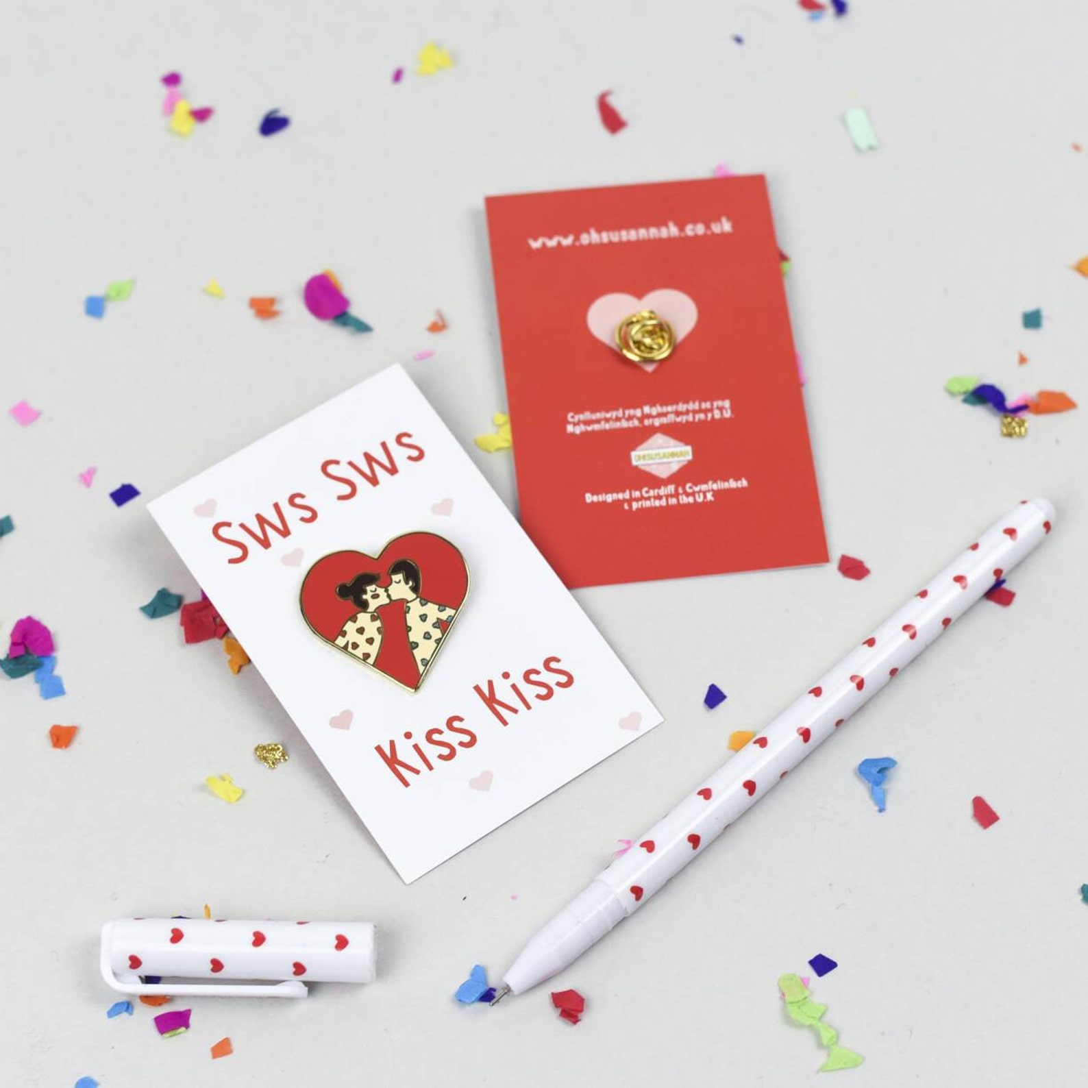 Lapel Pin, Sws Sws, Kiss Kiss/love Heart Enamel Pin Badge - Etsy UK