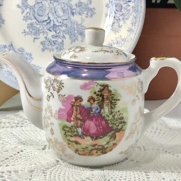 Crown Teapot - Etsy