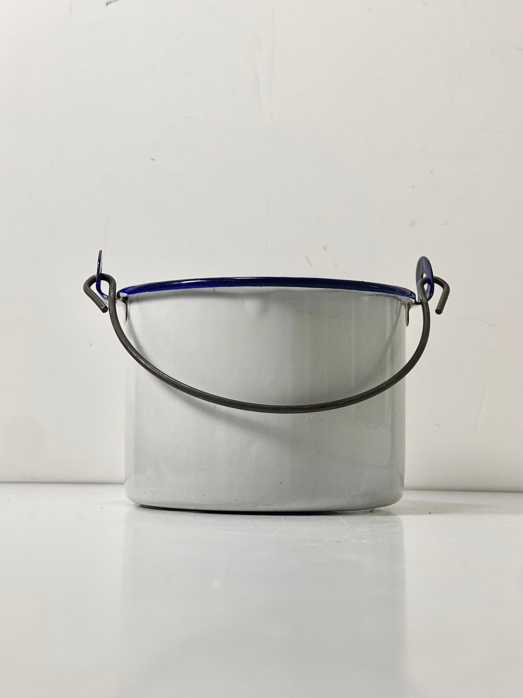 Small White Enamel Handled Pot With Blue Rim Enamel Bucket Planter 3.5 ...