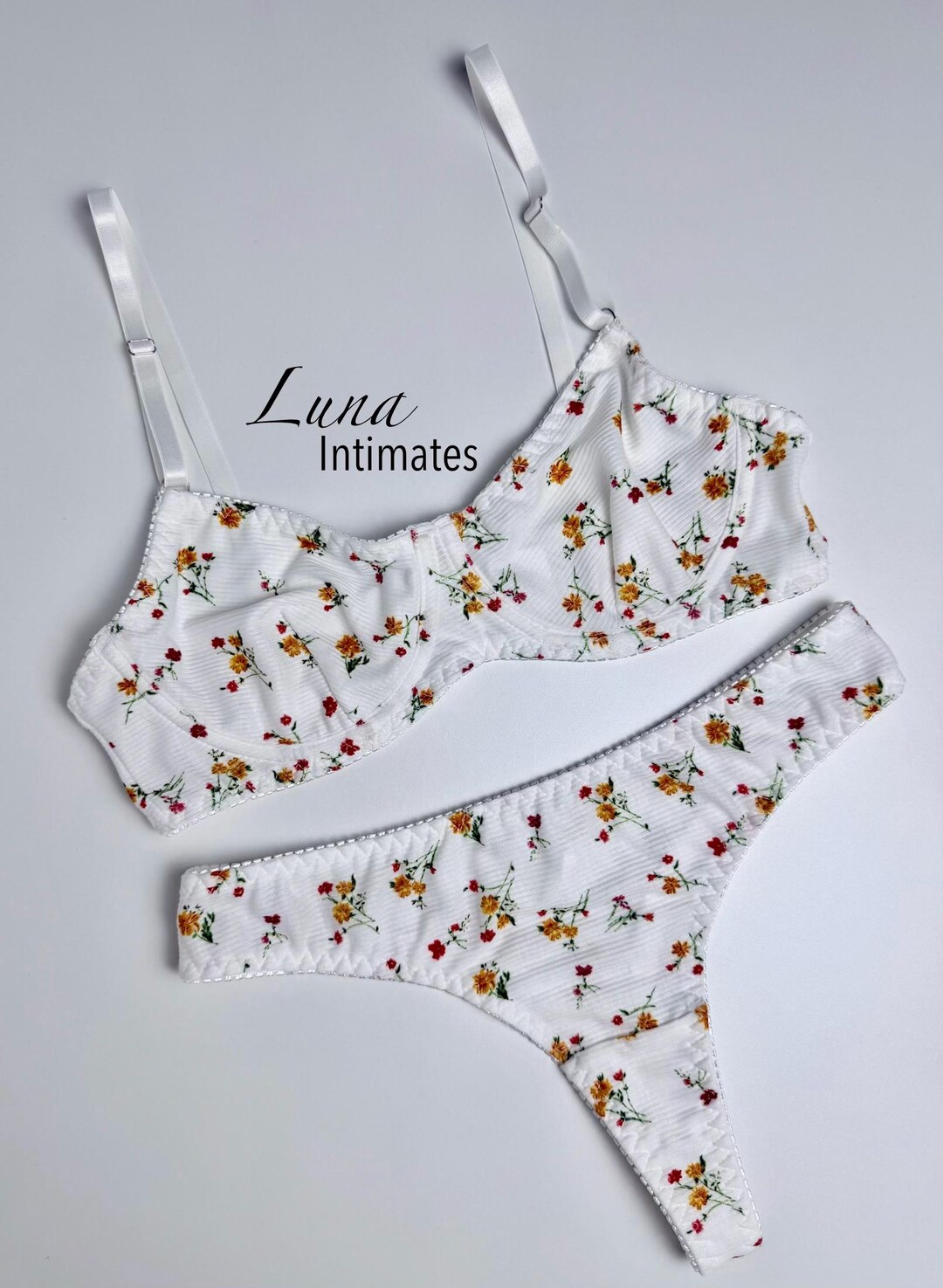 White Floral Ribbed Lingerie Set – Soft Underwire Bra and Matching ...