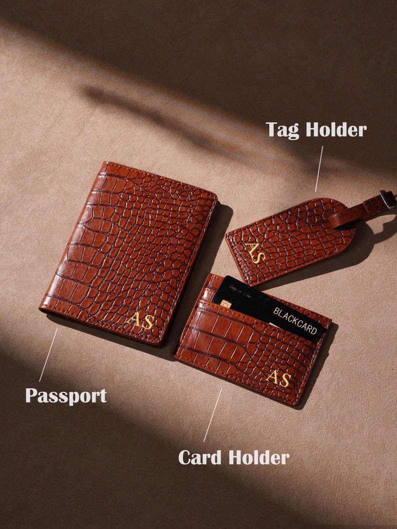 Personalized Crocodile Texture Passport Holder & Luggage Tag Set ...
