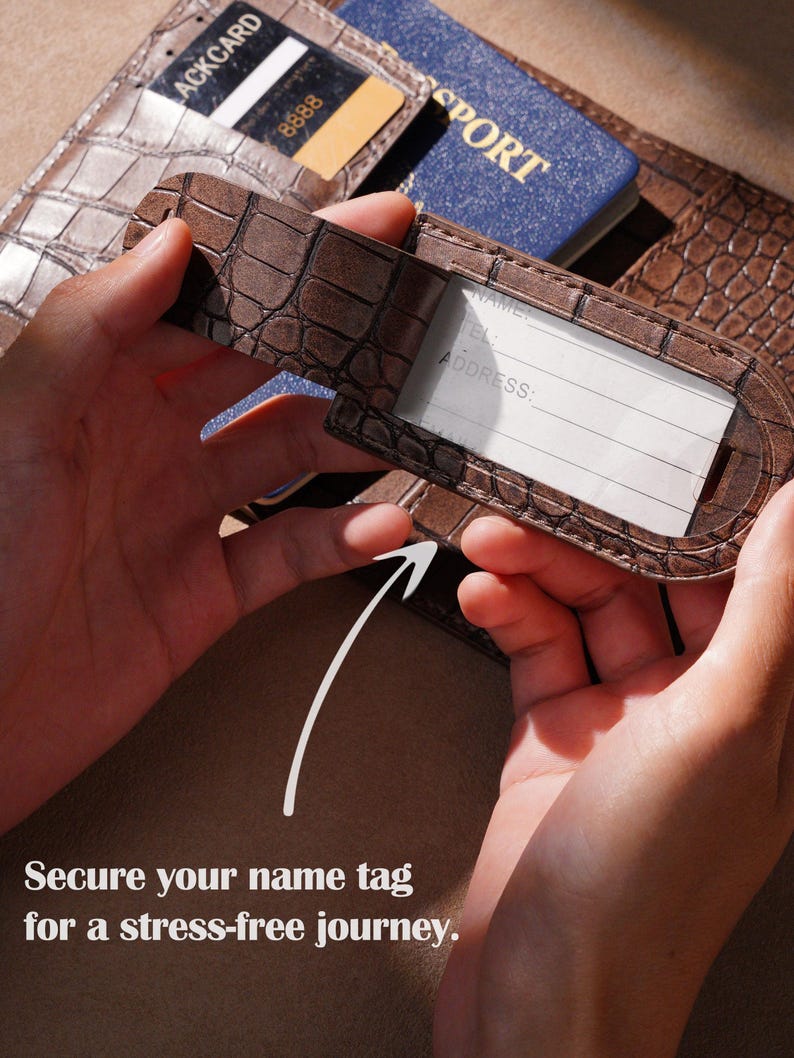 Personalized Crocodile Texture Passport Holder & Luggage Tag Set ...