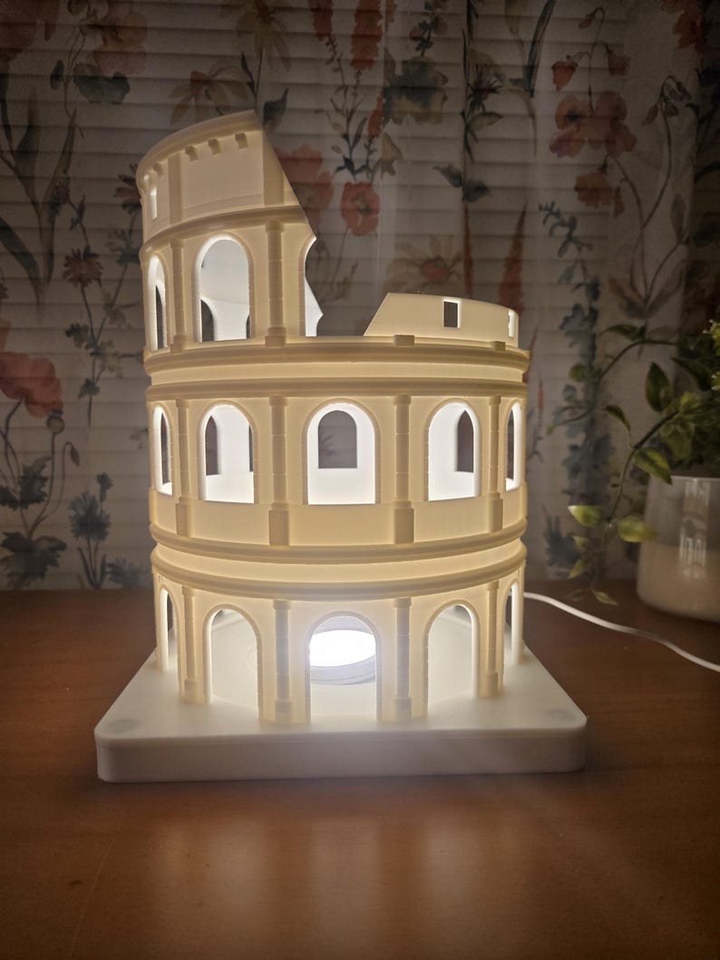 3D Printed Architectural Lamp Bundle, Pantheon, Colosseum, Notre-dame ...