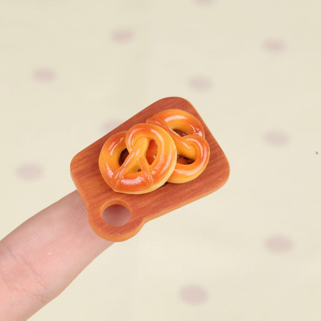 Miniature Croissant Pretzel Bread Magnet Realistic Bakery Fridge Magnet ...