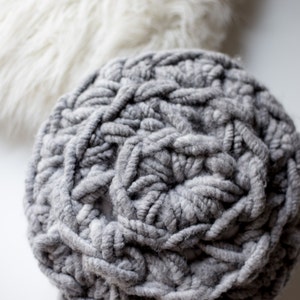 Chunky Hand Crochet Round Pillow Pattern - Etsy