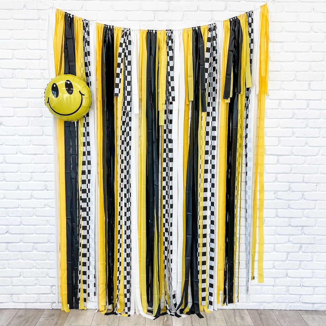 Smiley Fringe Backdrop, Streamer Backdrop, Bright Backdrop, Birthday ...