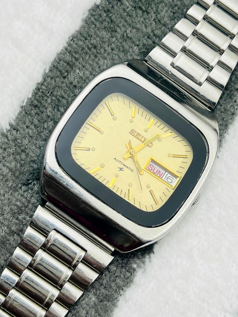 Vintage Seiko Automatic Watch | Square Face Golden Dial Day-date, 17 ...