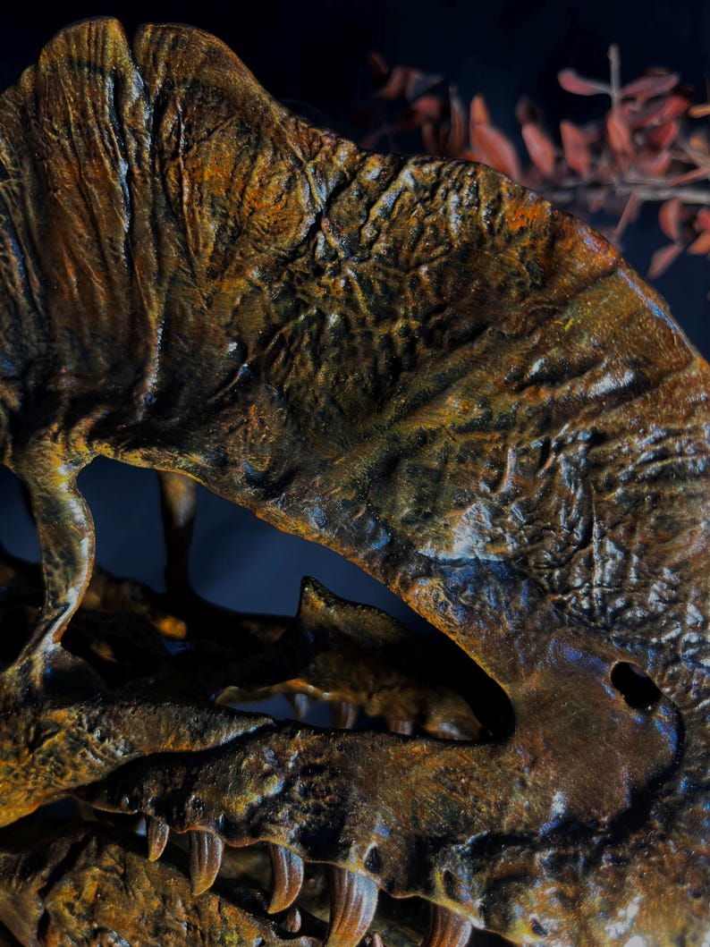 Dilophosaurus Dinosaur Skull Replica – Hand-painted Fossil Sculpture ...