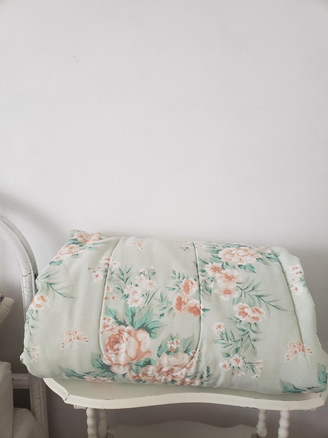 Vintage Granny Chic Shabby Green Cabbage Rose Ruffled Edge Queen ...