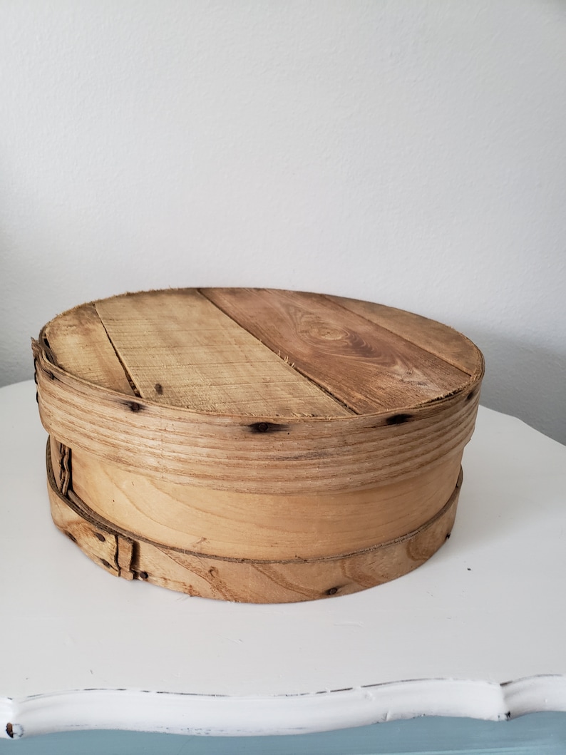 Vintage Bentwood Round Cheese Box | Etsy