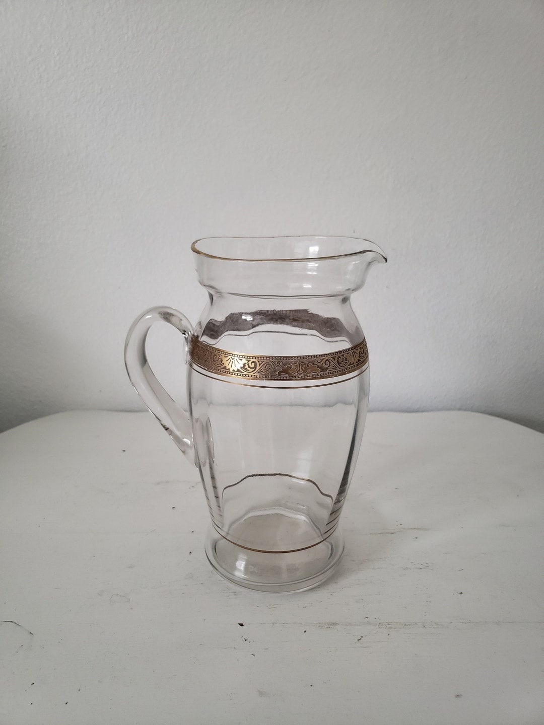 Vintage Midmodern Glass Pitcher/vertical Stripes/gold Border/shells ...