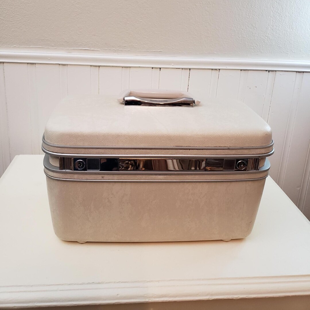 Vintage Samsonite Silhouette Cream Marbled Textured Vinyl Train Case ...