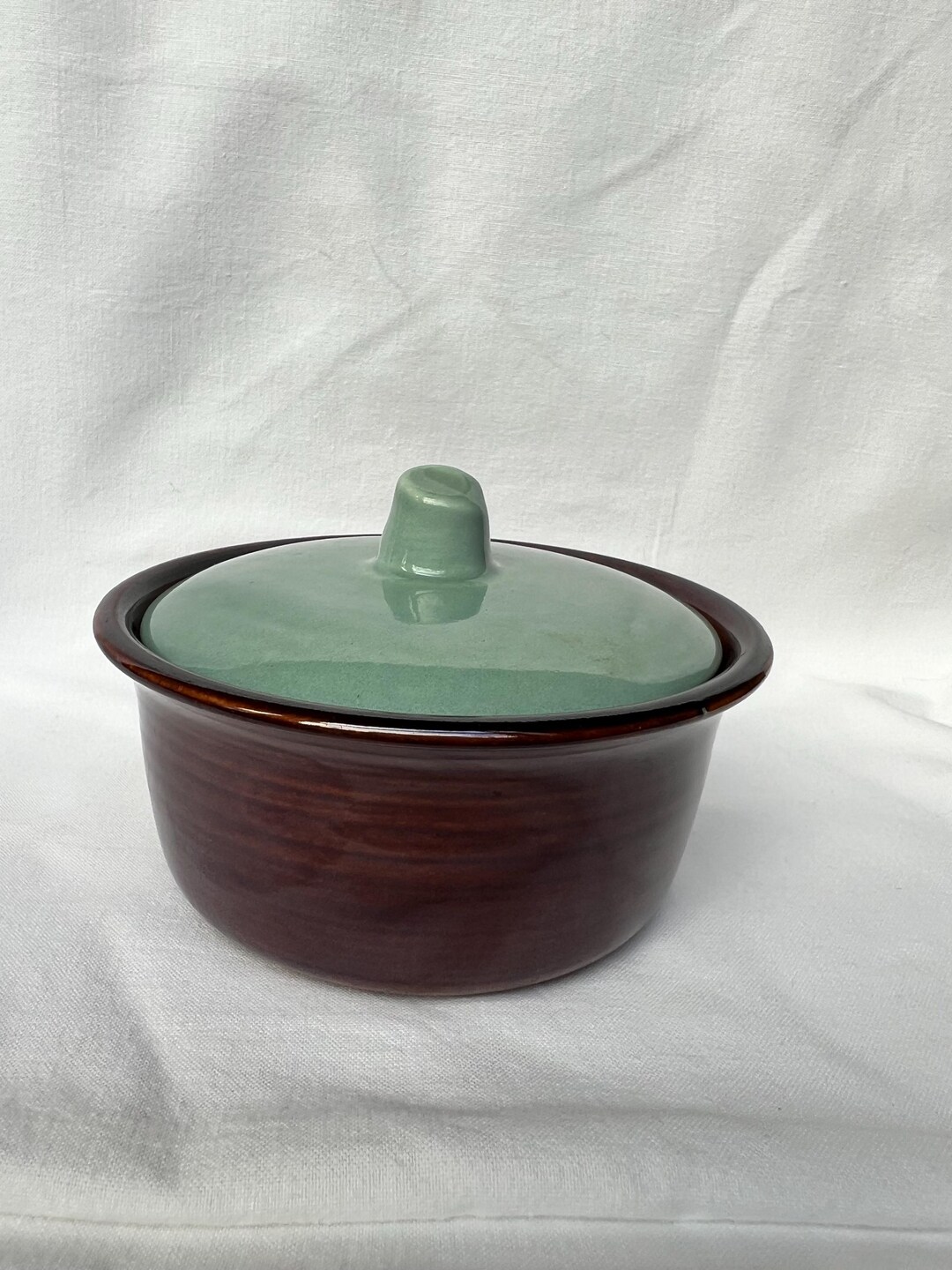 Red Wing 1960s USA Bean Pot With Celadon Lid, Small Vintage Kitchen ...