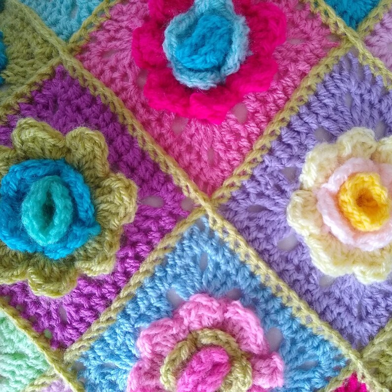 Tri-color Granny Rose 2 motif Only Crochet Pattern - Etsy