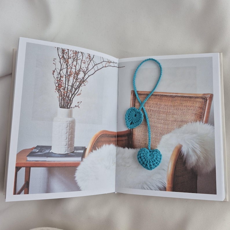 Crochet Bookmark Pattern, 3D Heart Design, PDF + Video Tutorial - Etsy