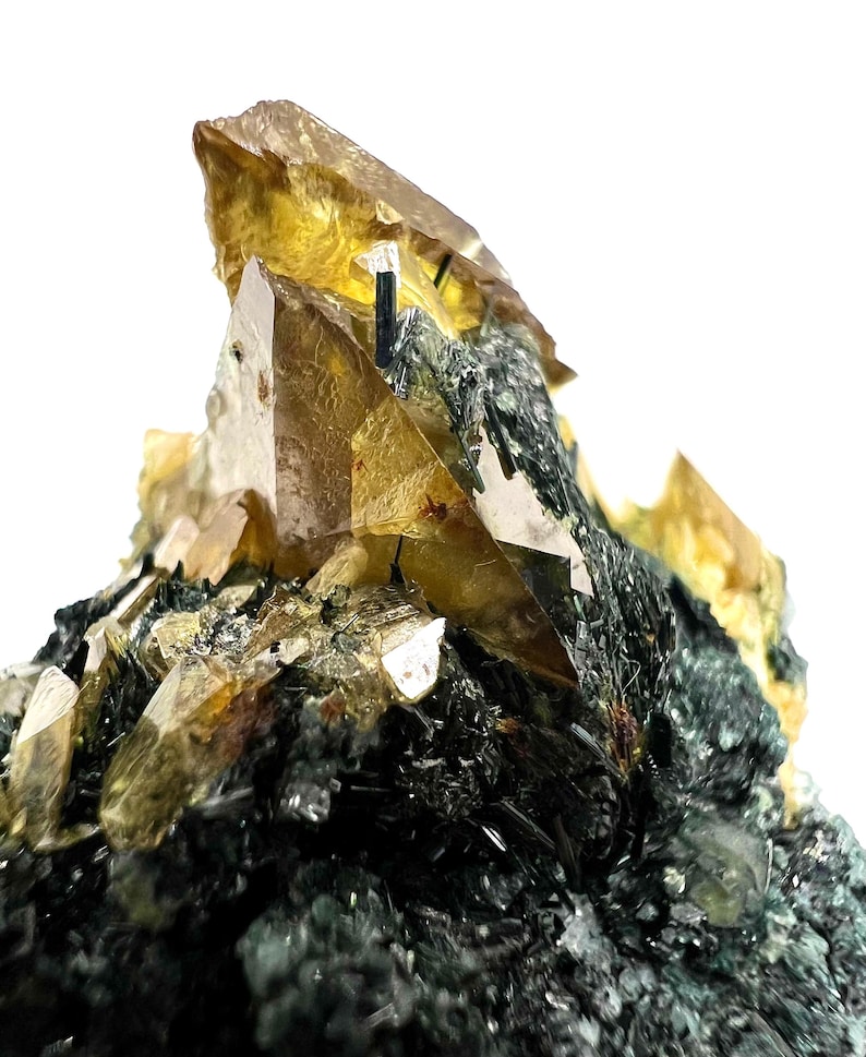 Natural Sphene Titanite Crystal Cluster With Aegirine on Calcite (208 ...