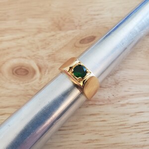 Vintage Faux Emerald Ring, Size 11.5 Ring, Yellow Gold Tone Ring ...