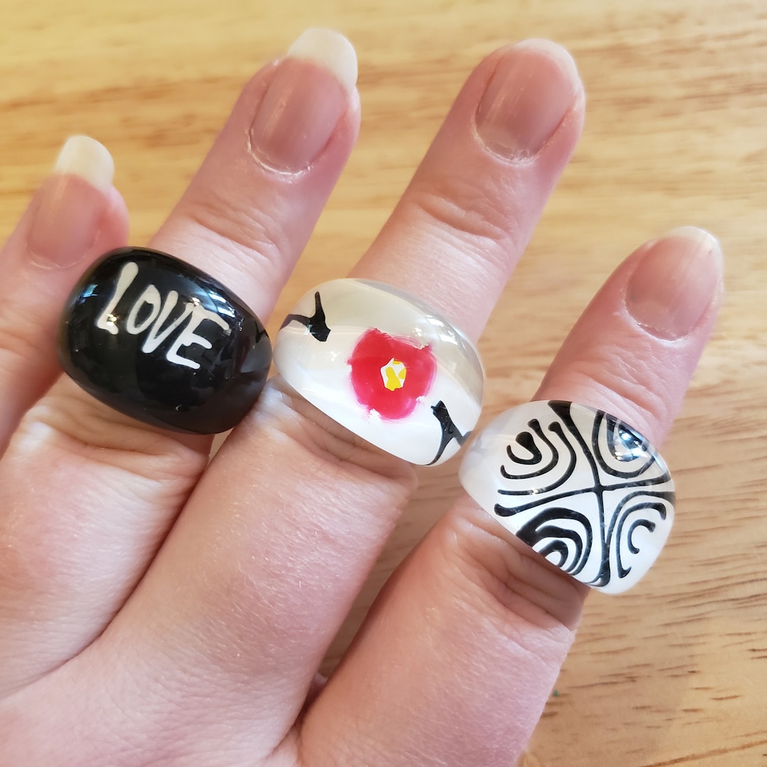 One Vintage Plastic Dome Ring, Reverse Painted Ring, Colorful Ring ...