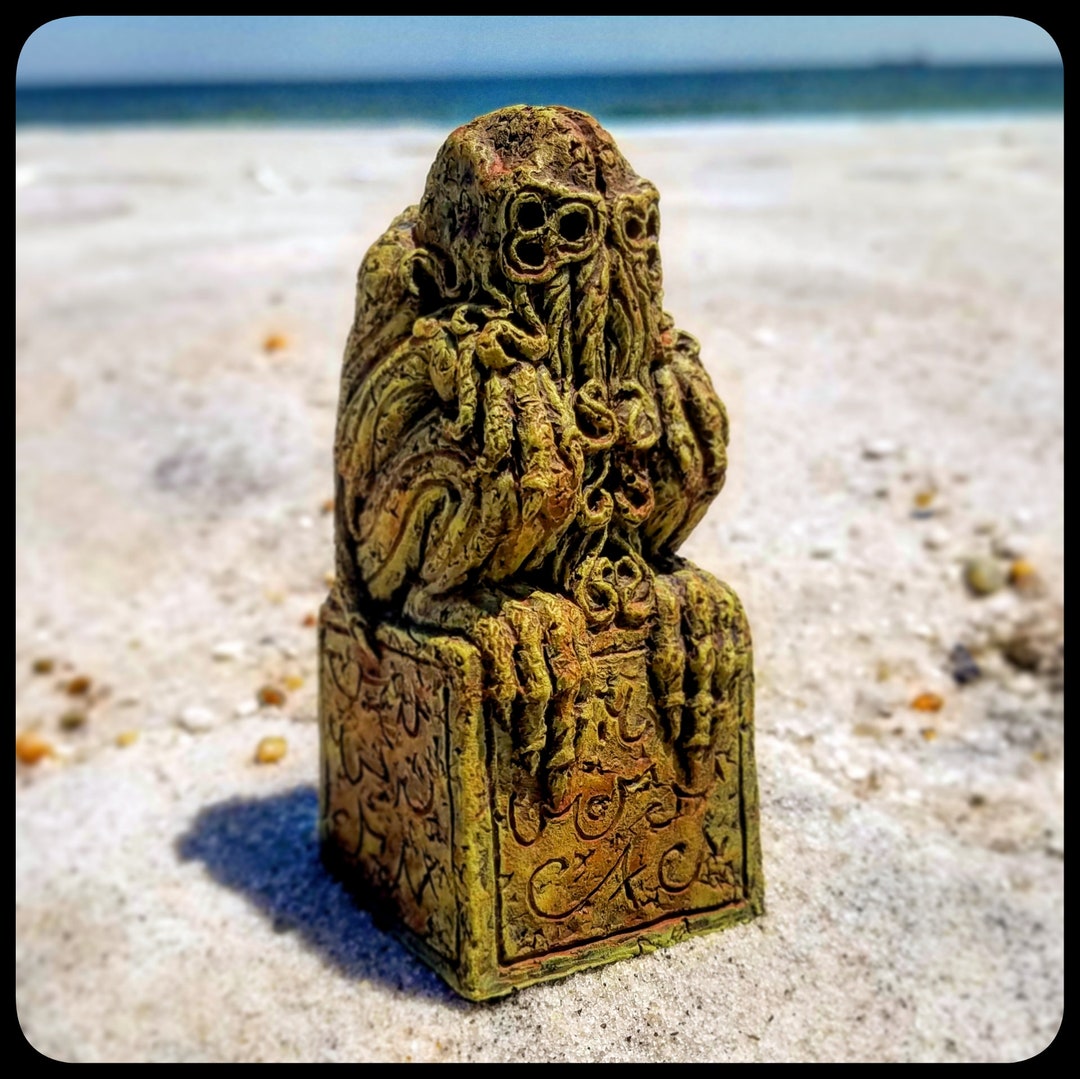 Miskatonic Cthulhu Idol - Etsy