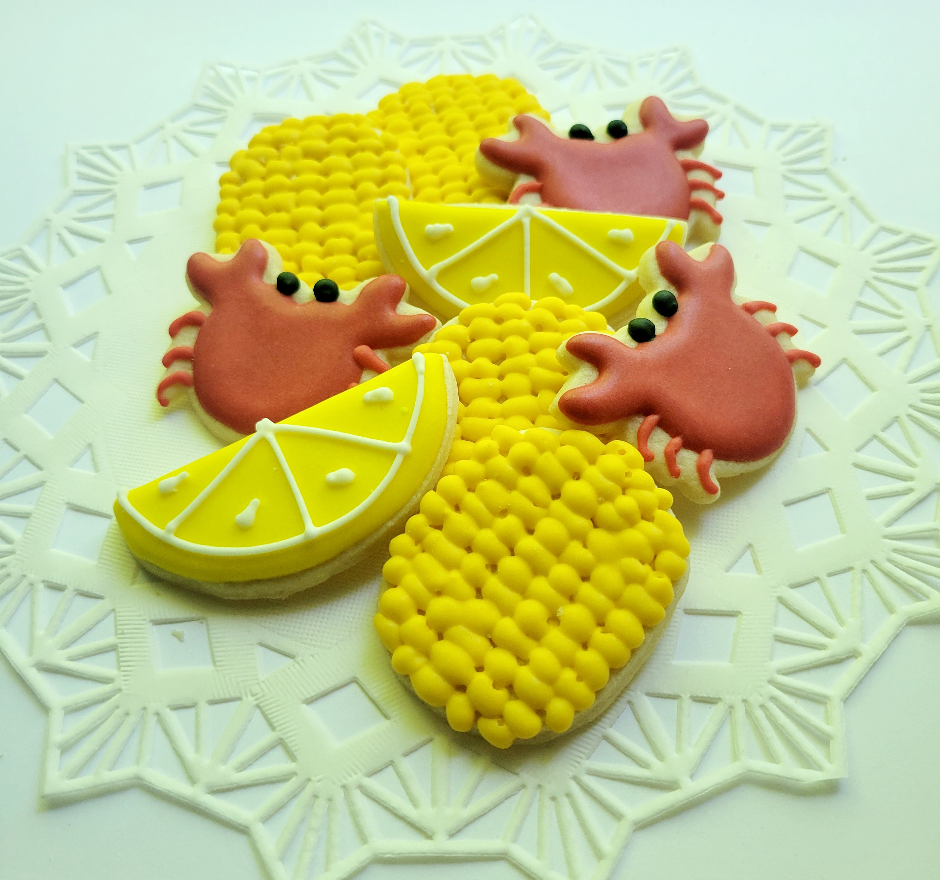 Mini Crab Bake Sugar Cookies - Mini Crab, Corn Cob and Lemon Cookies ...