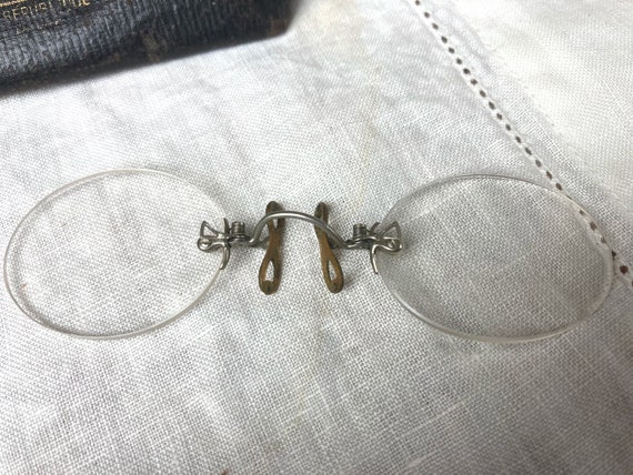 Antique French Pince-Nez in Original leather Case - Gem