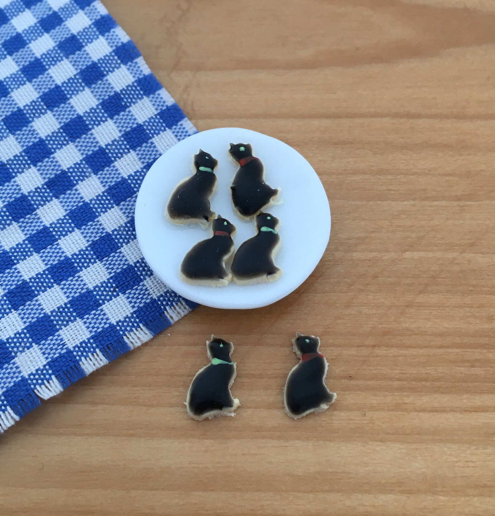 Dollhouse Miniature Black Cat Cookies - Etsy
