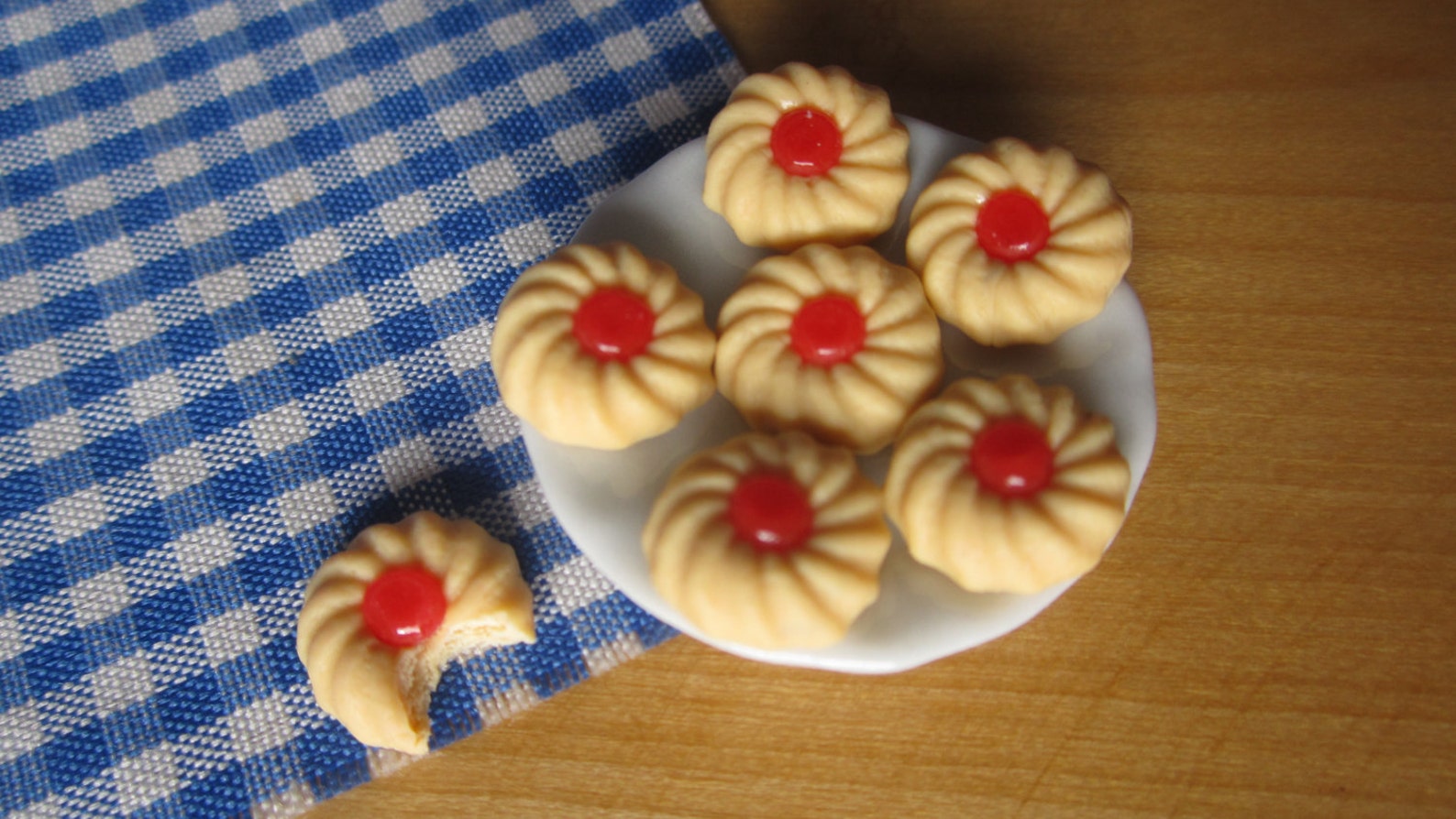 Dollhouse Miniature Jam Ring Cookies - Etsy