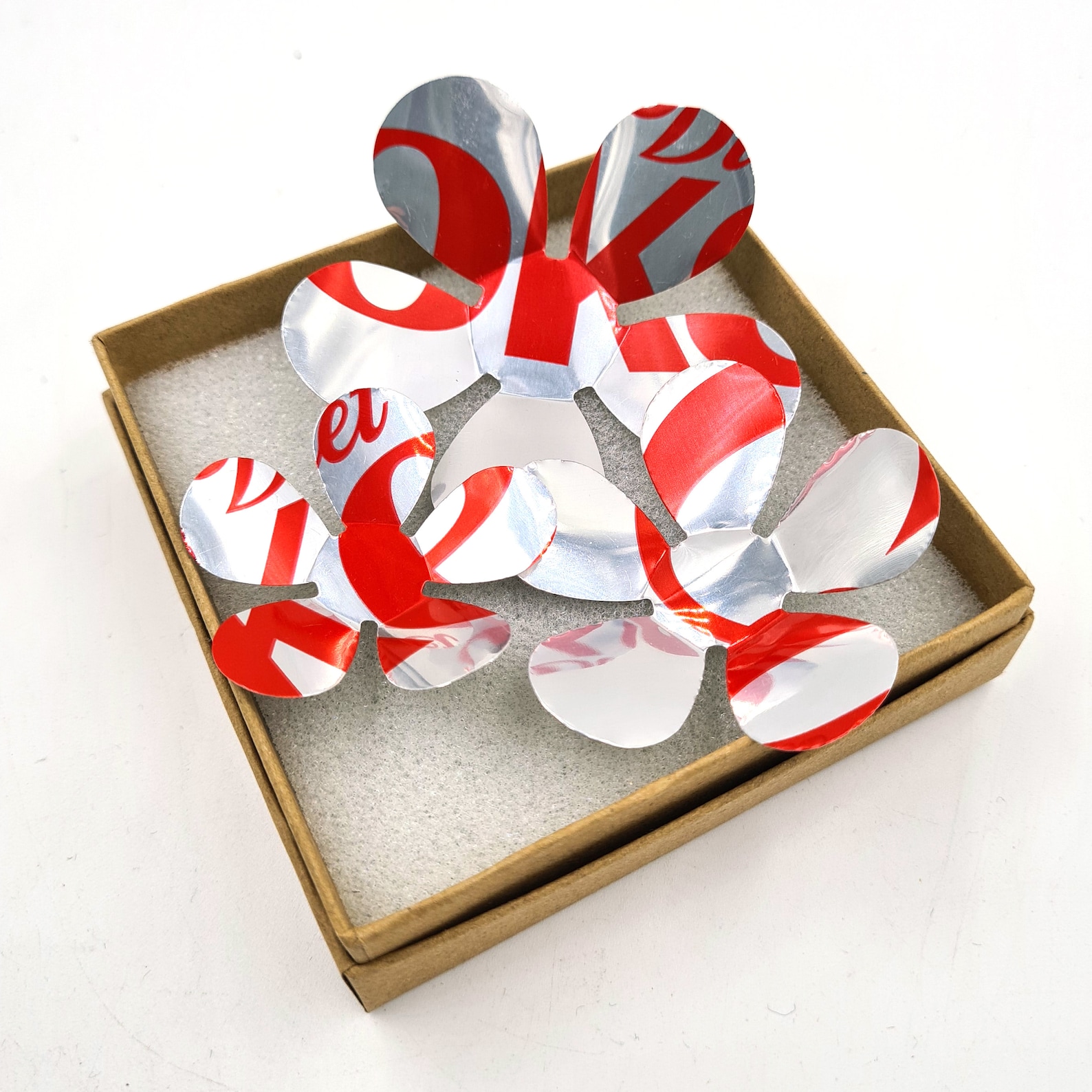 Diet Coke Can Flower Magnets, Upcycled Soda Can Art, Set of 3 - Etsy
