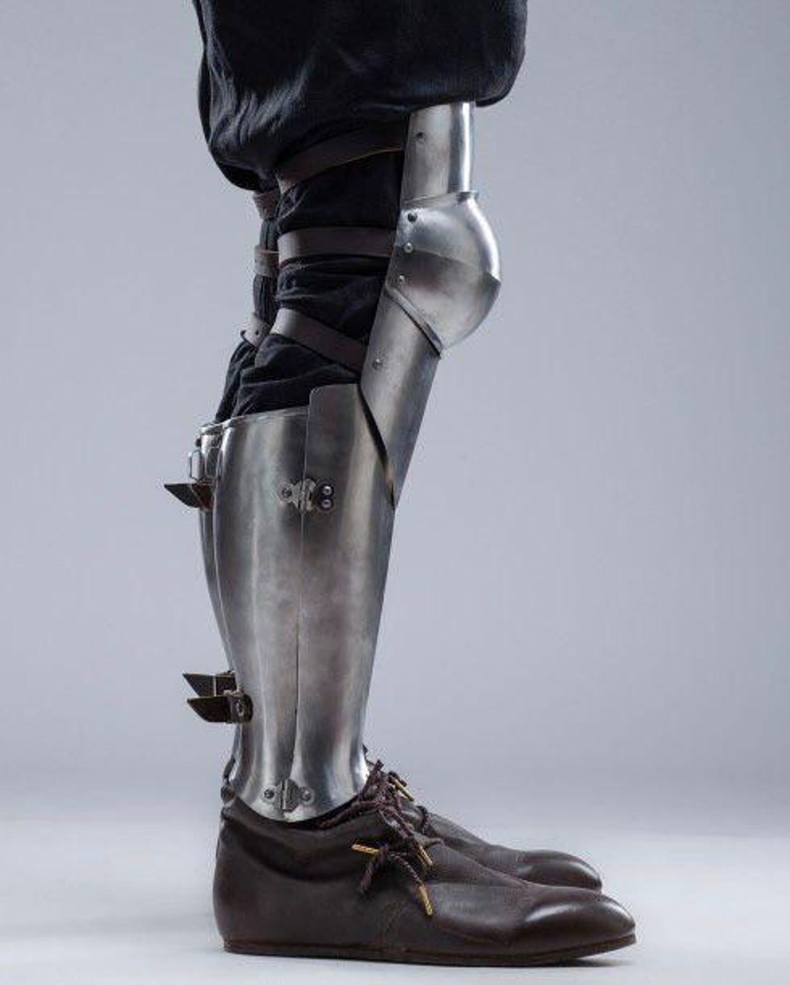 Handmade Medieval Knight Leg Armor | 18ga Mild Steel LARP Leg Guards - Etsy