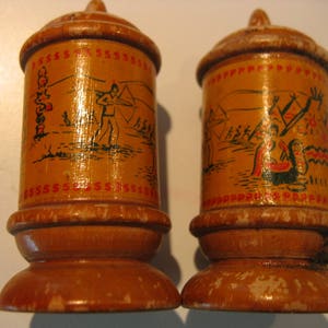 VINTAGE Wooden Salt & Pepper Shakers NATIVE AMERICAN Theme - Etsy