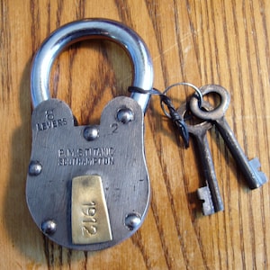 RMS TITANIC 1912 Padlock Beautiful Working Lock. Use This on Your Boat ...