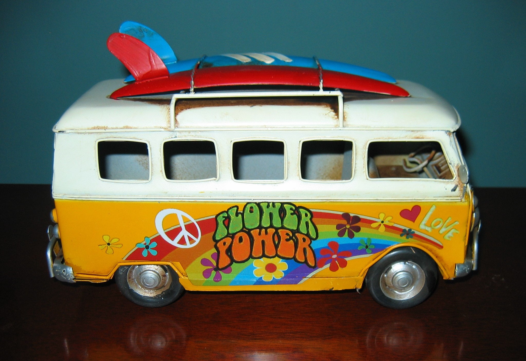 VW FLOWER POWER Tin Bus Model 10 - munimoro.gob.pe