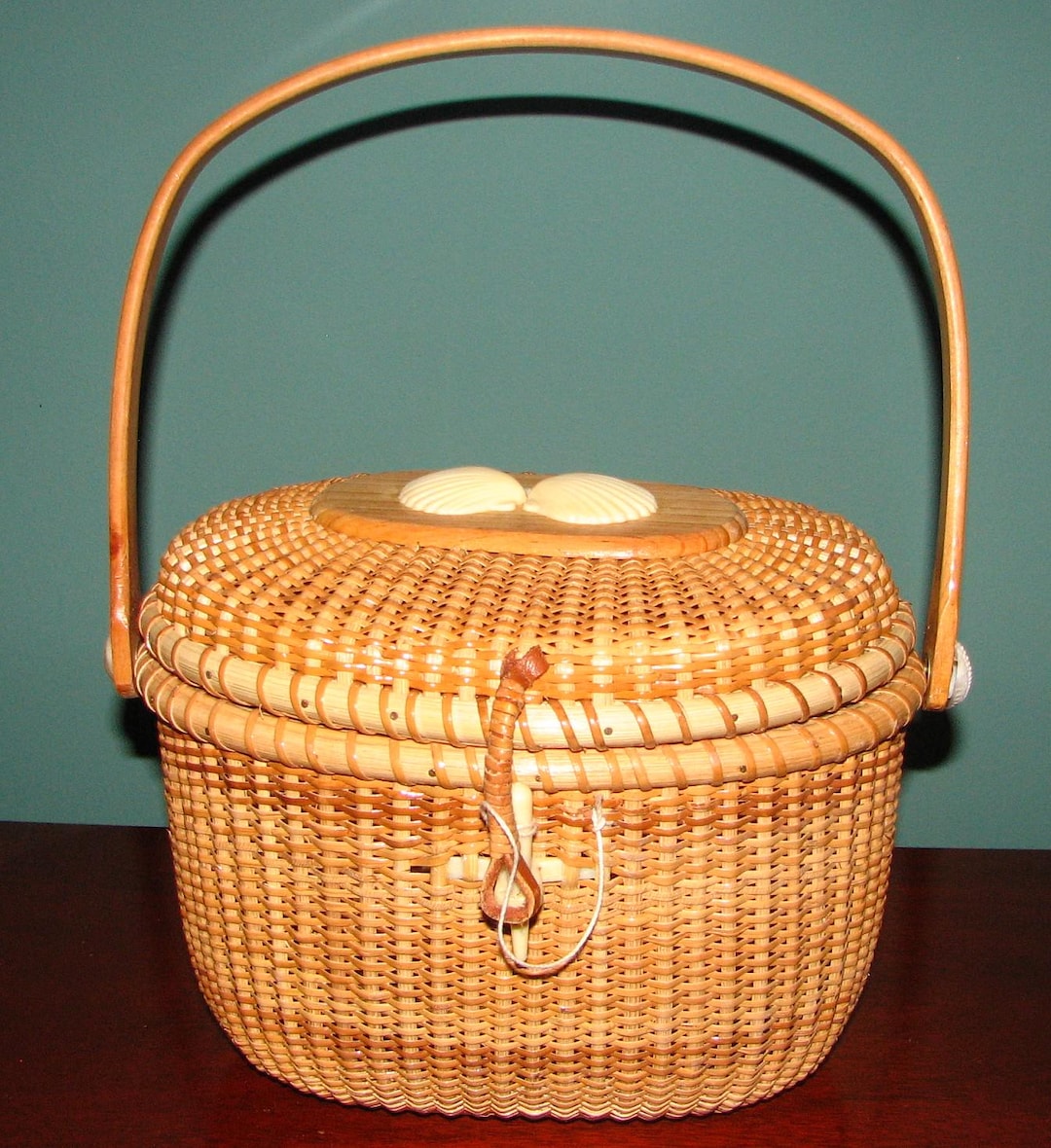Barlow Type NANTUCKET BASKET Vintage W/faux Carved Double Scallop ...