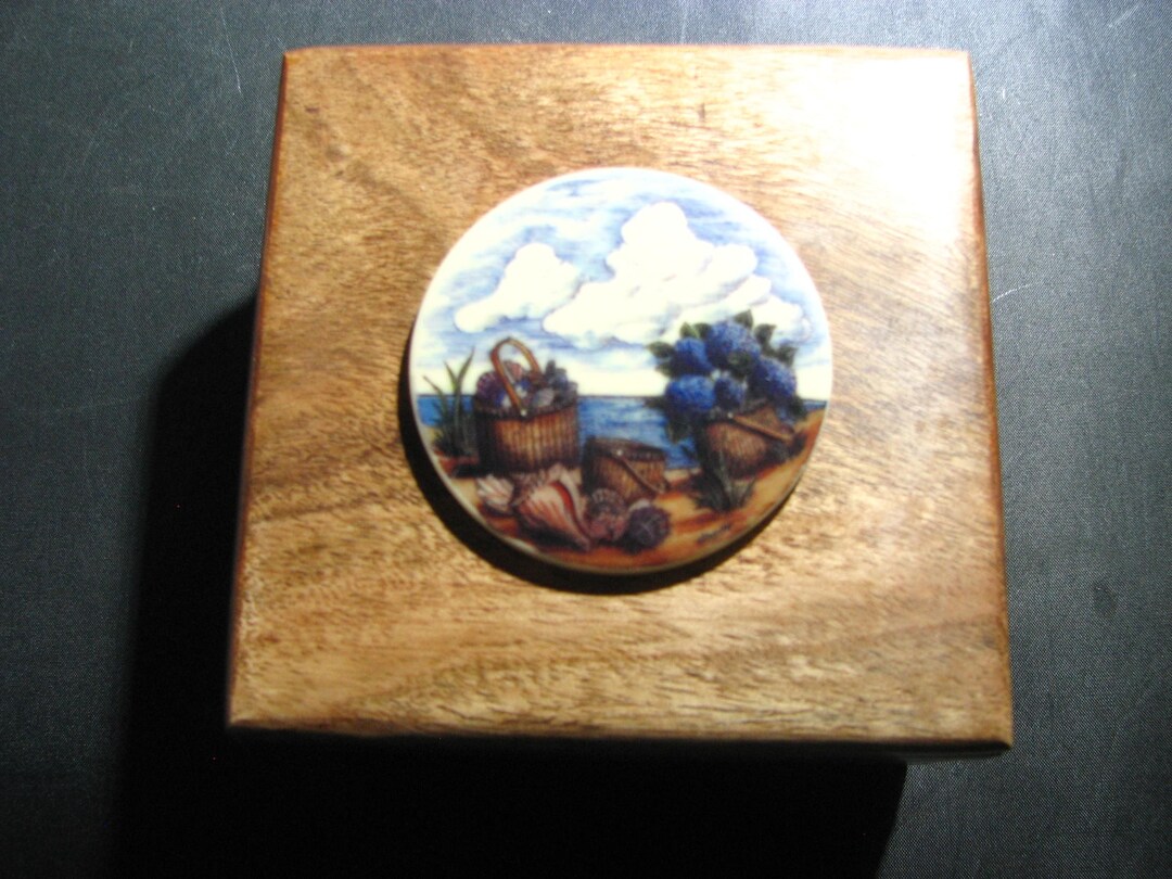 Beach Scene W/three Nantucket Baskets by Reknown Artist Linda Layden ...