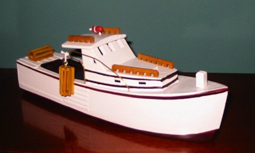 Wooden MAINE Large LOBSTER BOAT Model 12" Long- Fully Assembled Nice ...
