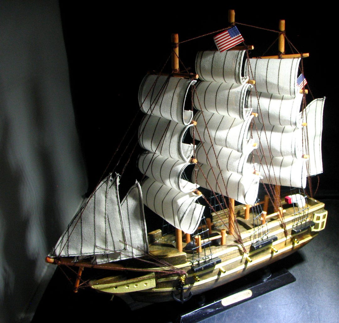 Wooden Ship Model USS CONSTITUTION 1797 W/brass Cannons 13" Long Fully ...