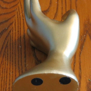 Peace Sign Hand Ring Holder. Peace, Love, and Woodstock! - Etsy