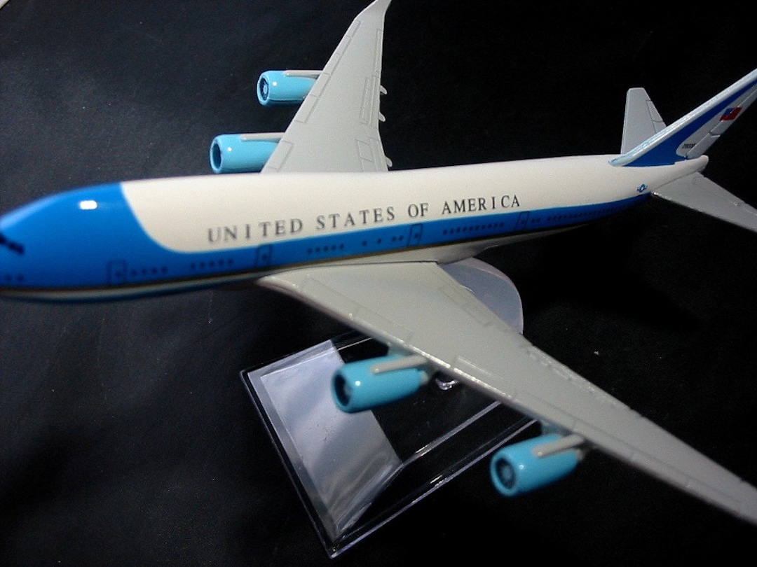 Mini Diecast AIR FORCE ONE Boeing 747 Jet Airplane on Stand 6" Long 6 ...